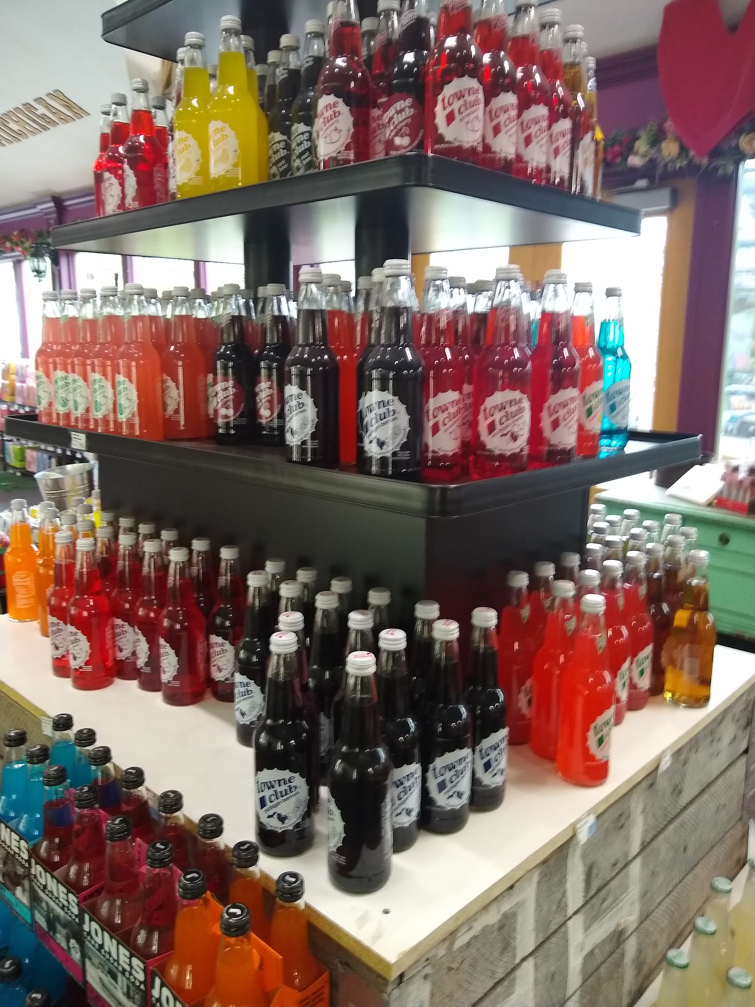 Colasanti's Market - Grocery store in Highland - Website