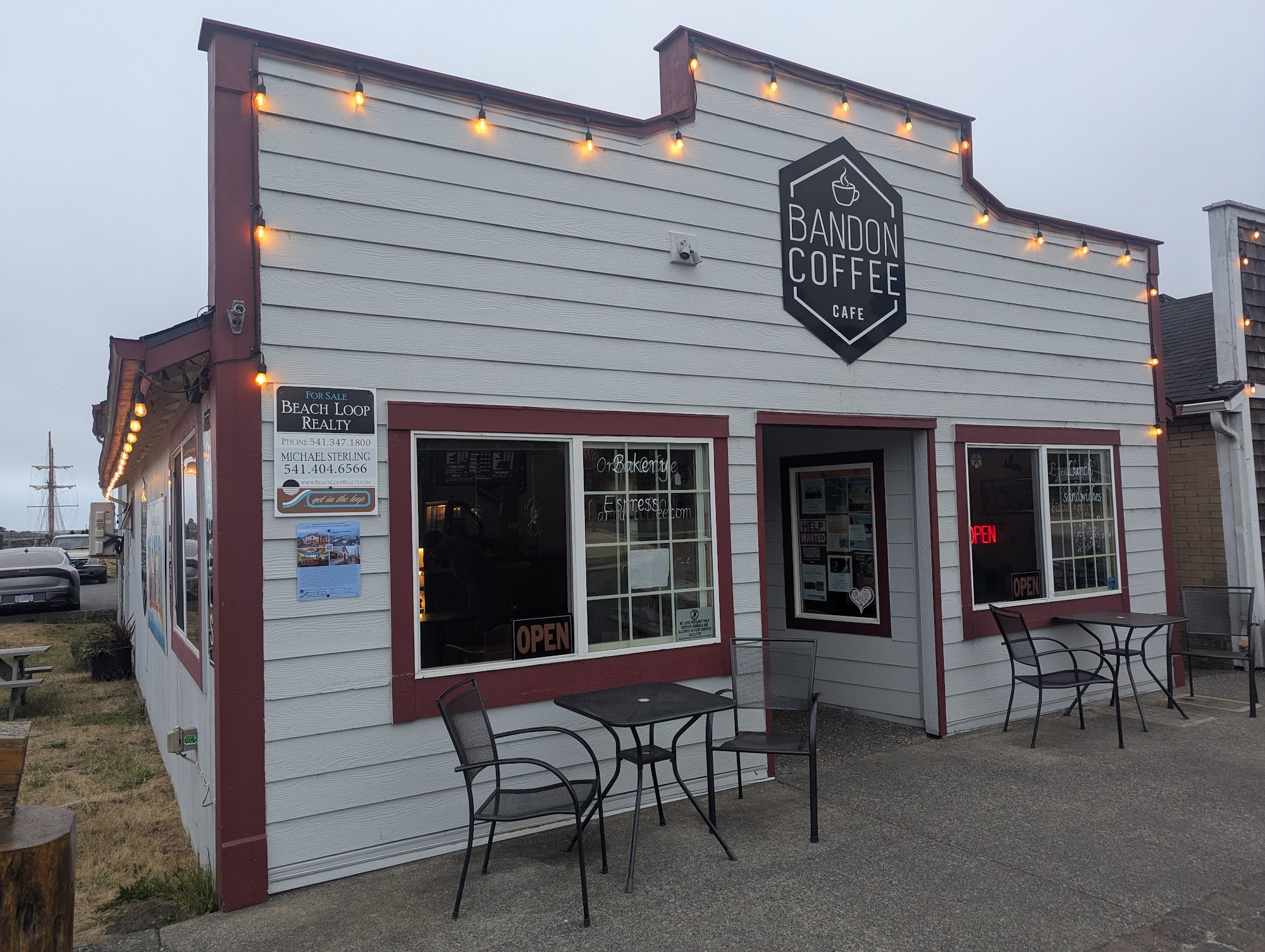 Bandon Coffee Cafe - Coffee shop in Bandon - Website